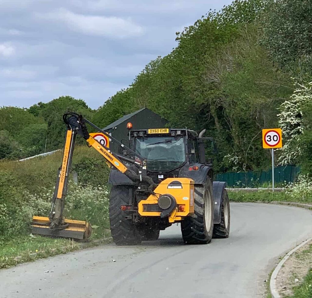 Highways Verge Maintenance - Land Right Services Ltd